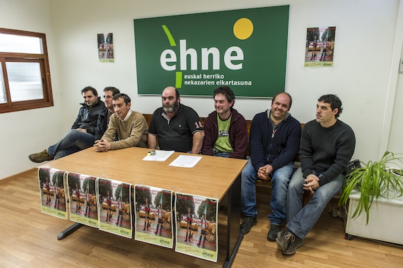 EHNE se movilizará este sábado en Iruñea a favor del sector agrario ...