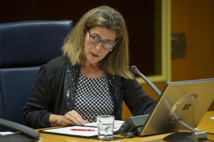PNV y PSE evitan que el Parlamento de Gasteiz repruebe a Oregi por el ...