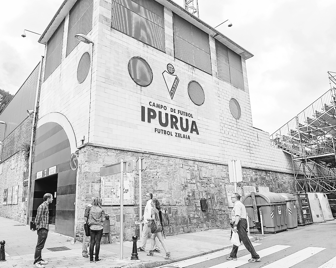 El club trabaja en un proyecto de consenso para el futuro de Ipurua ...