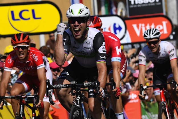 Cavendish suma un triplete en la víspera de la primera etapa pirenaica ...