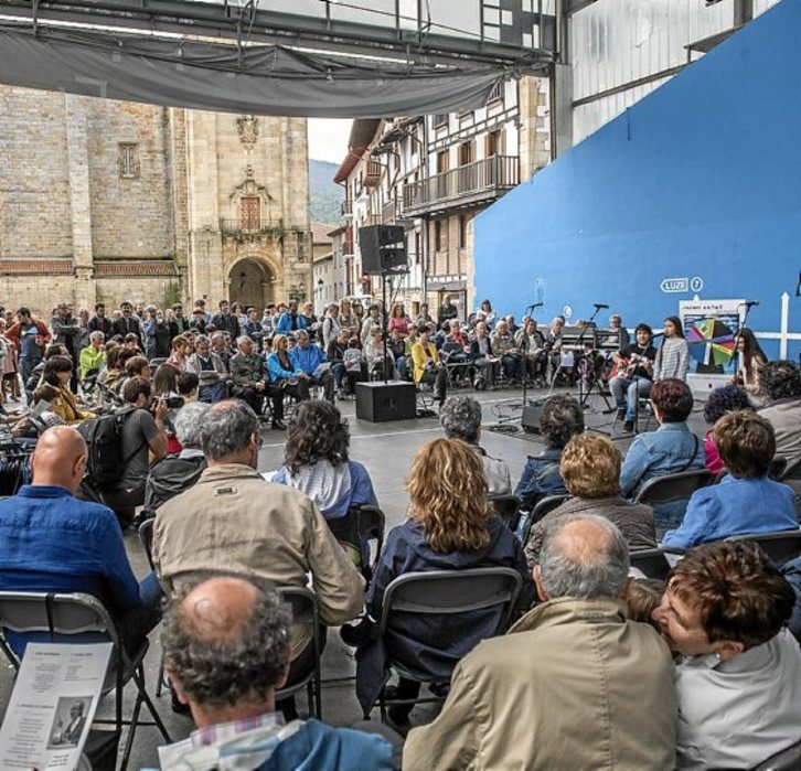 JOXAN ARTZE SENTITU, OROITU ETA, BATEZ ERE, BIZI DUEN HERRIA | Kultura ...