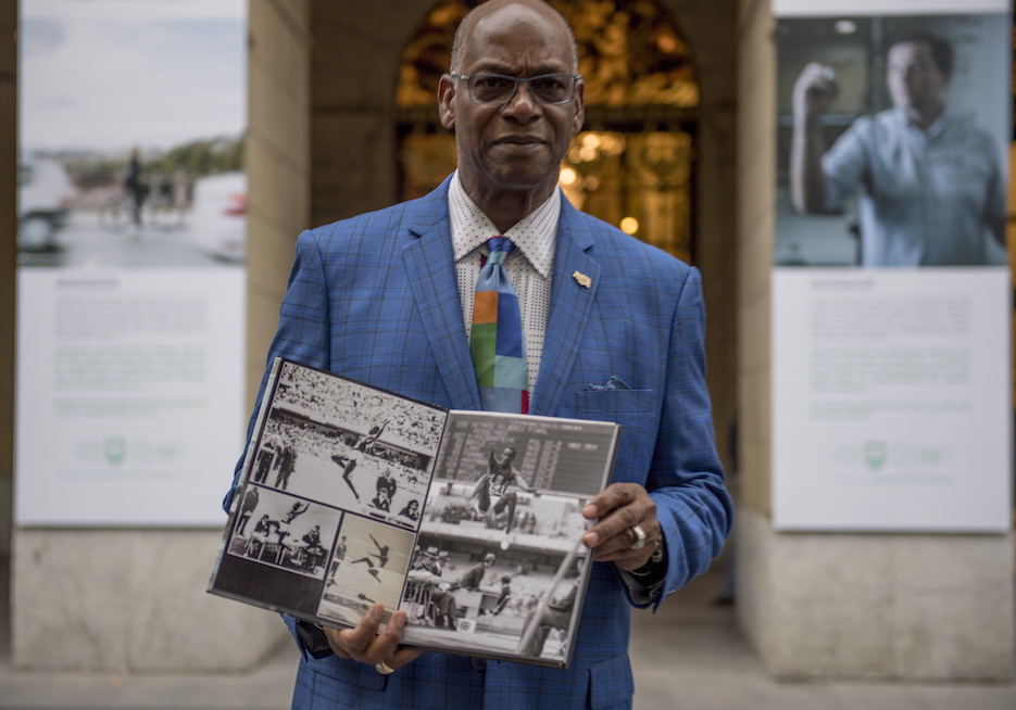 El legendario Bob Beamon, galardonado por el Festival de Cine de ...