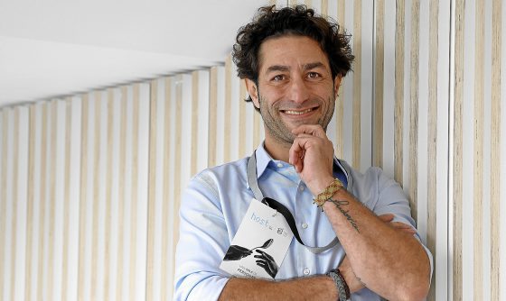 GIOVANNI CUOCCI | erritarrak | GAUR8 - mila leiho zabalik