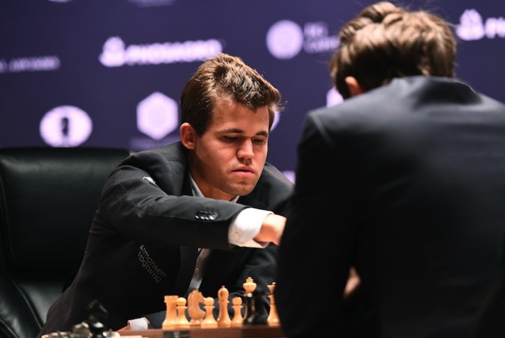 Magnus Carlsen se toma la revancha ante el joven Firouzja | Kirolak | Naiz