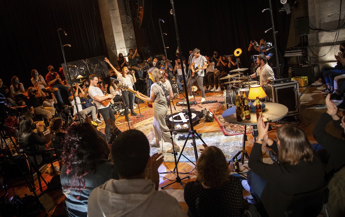 Nøgenek NAIZ Kontzertuetan eskainitako zuzenekoa, ikusgai | Musika | GAIAK