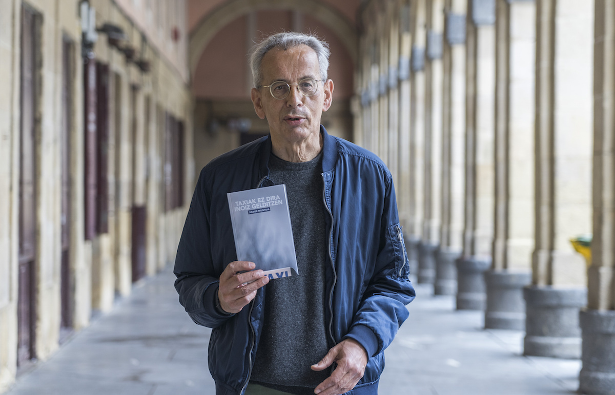 Xabier Montoia «peto-petoa» dator, loturarik gabeko ipuinetan lau urte ...