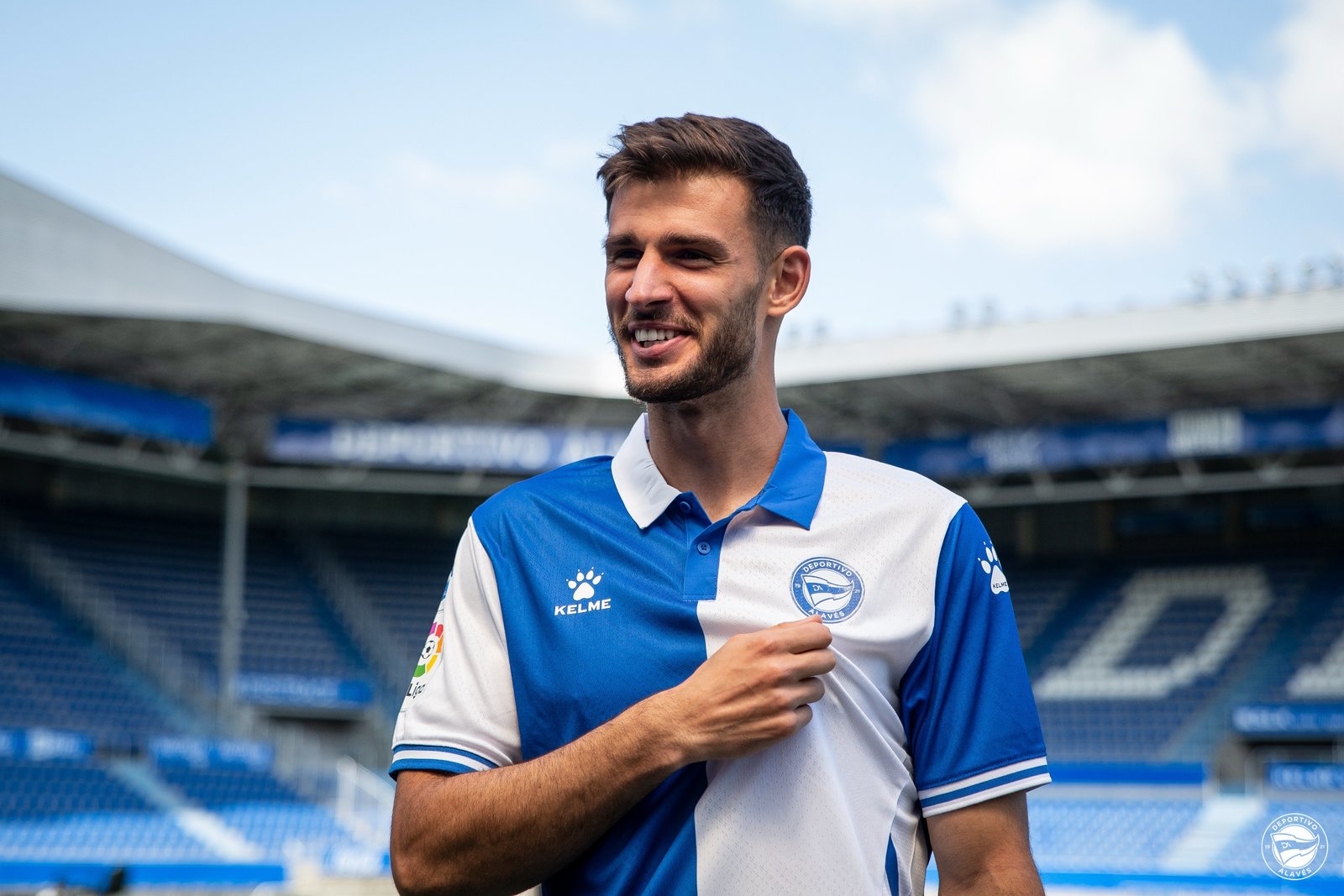 Matt Miazga se impone el rol de líder en su presentación como nuevo ...