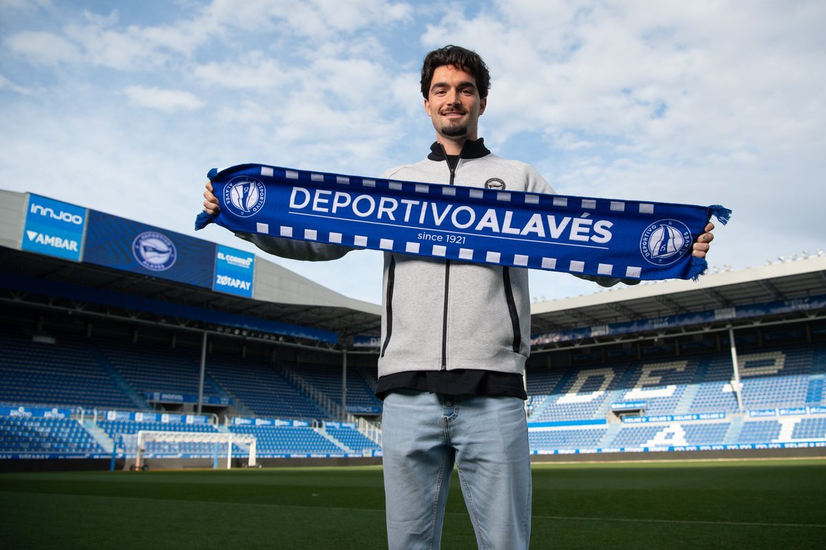 Jason se define en su presentación como «un jugador de banda al que le ...