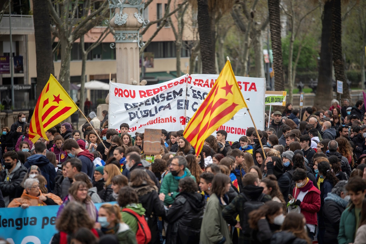 Kataluniako Gobernuak dio ikasgela batek ere ez duela aplikatuko ...