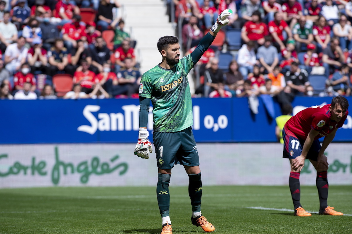 Fernando Pacheco finaliza su etapa en el Deportivo Alavés para fichar ...