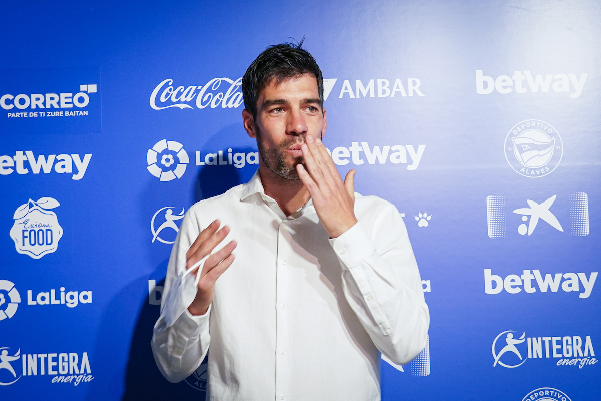 Manu Garciaren itzulerak bereganatuko ditu foku guztiak Alaves-Mirandes ...