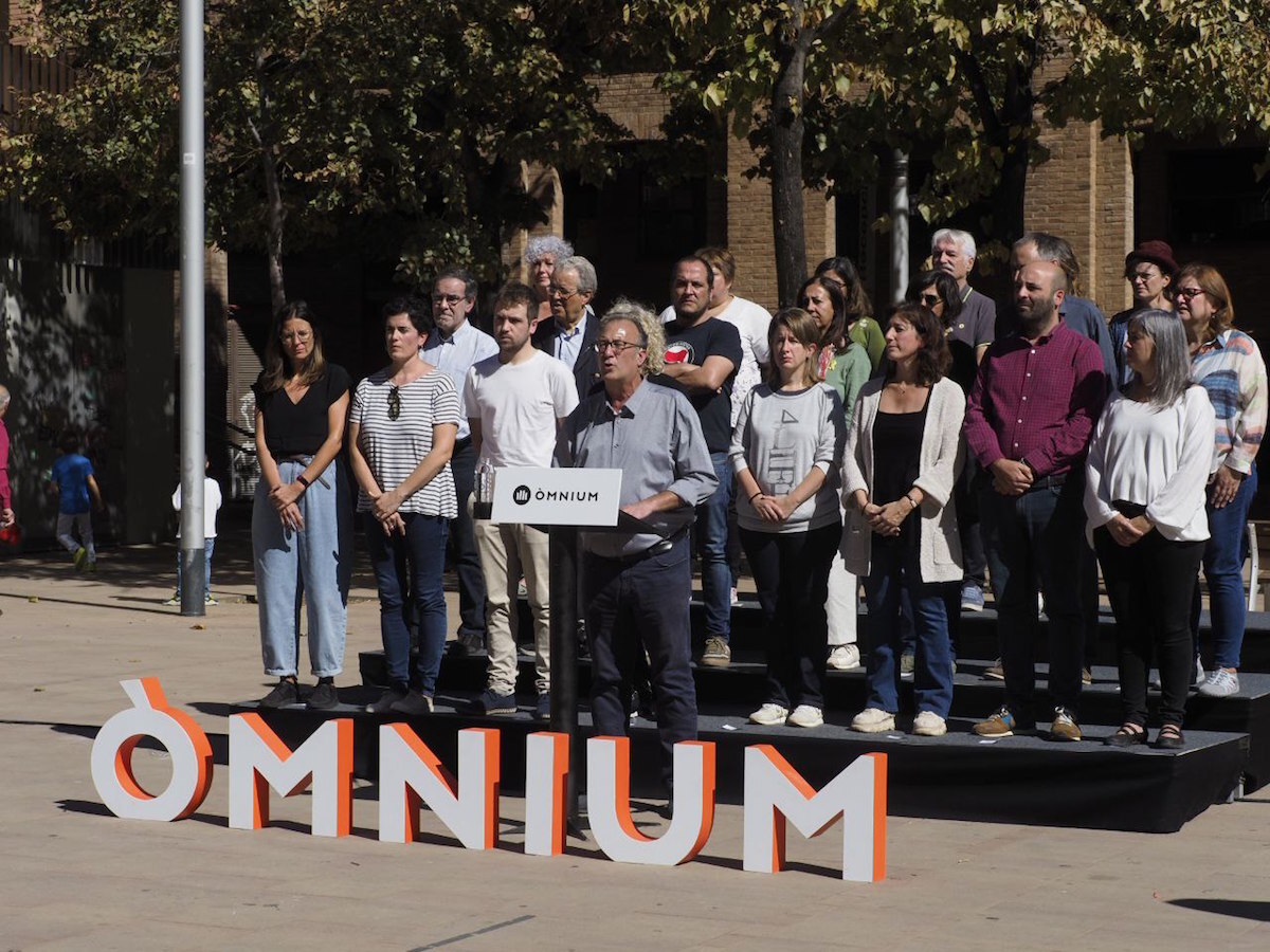 Òmnium pide abrir un nuevo ciclo político frente a la «parálisis» en el ...