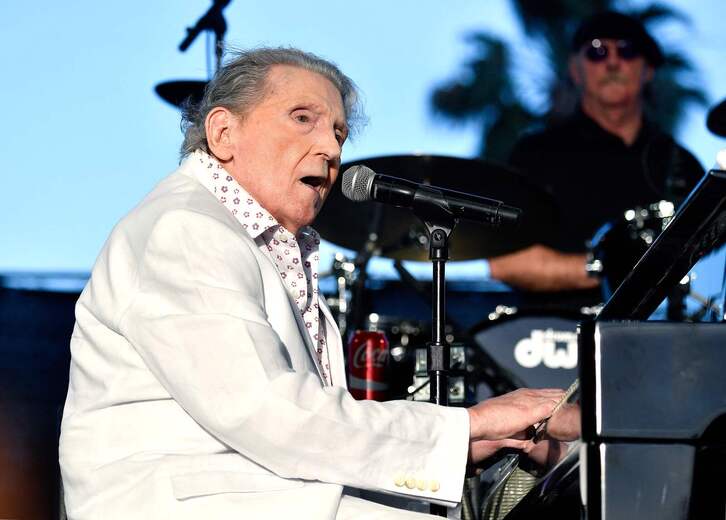 Fallece el músico Jerry Lee Lewis a los 87 años | Kultura | Naiz