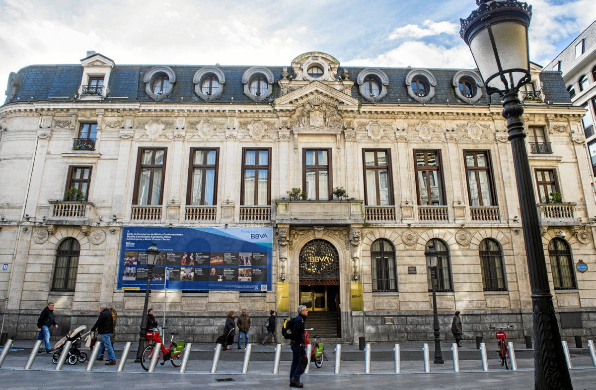El BBVA logra un beneficio neto de 6.420 millones de euros en 2022, el ...