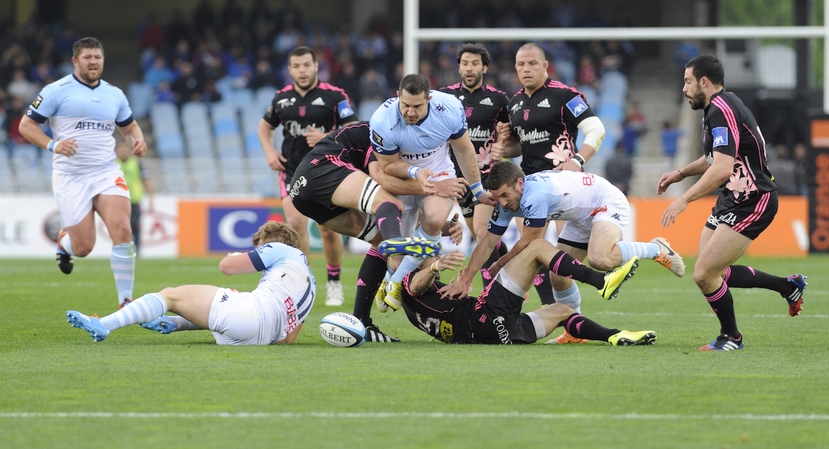 El Reale Arena acogerá en marzo el duelo entre Aviron y Pau del Top14 ...