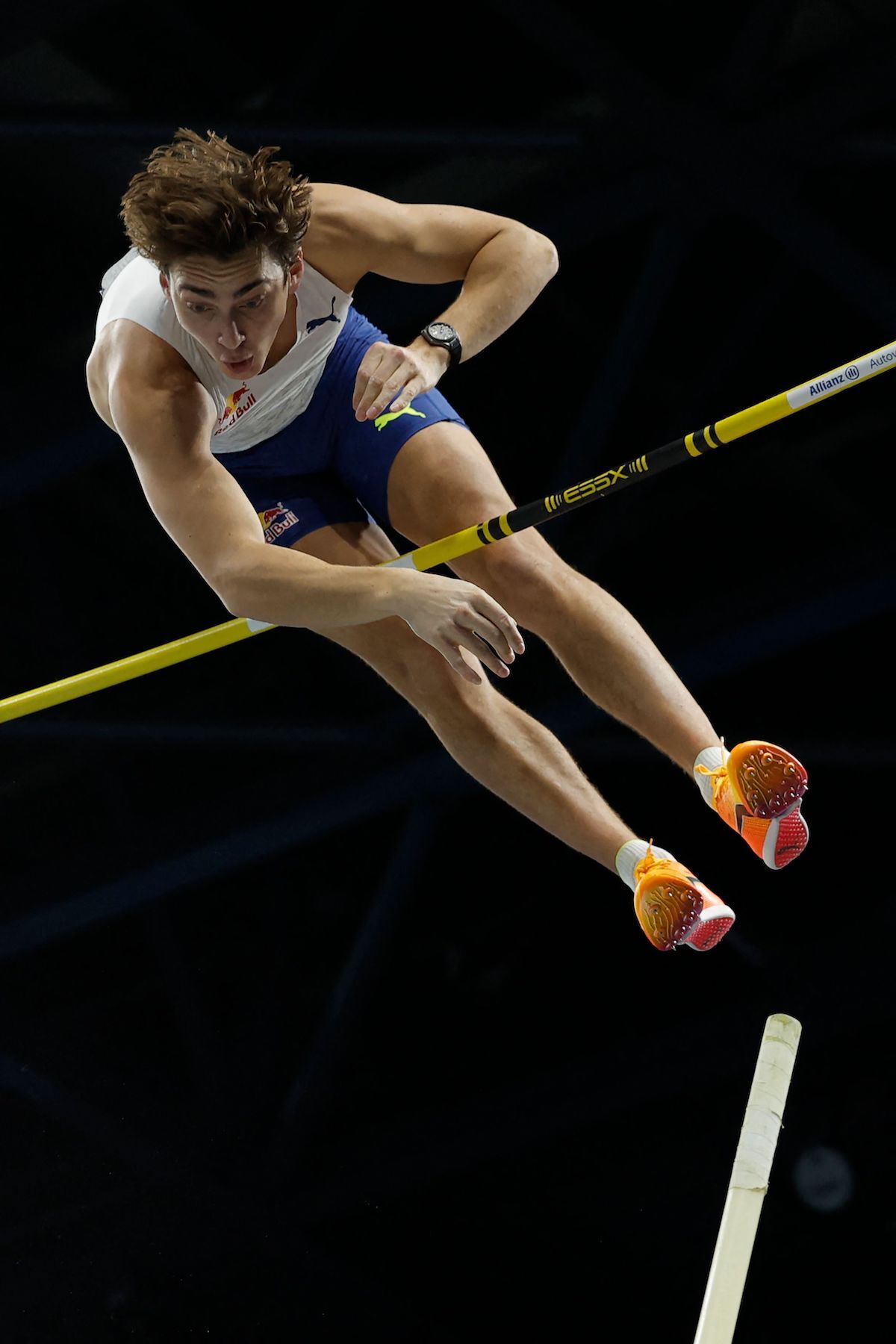 Duplantis establece un nuevo récord del mundo de pértiga con 6,22 ...