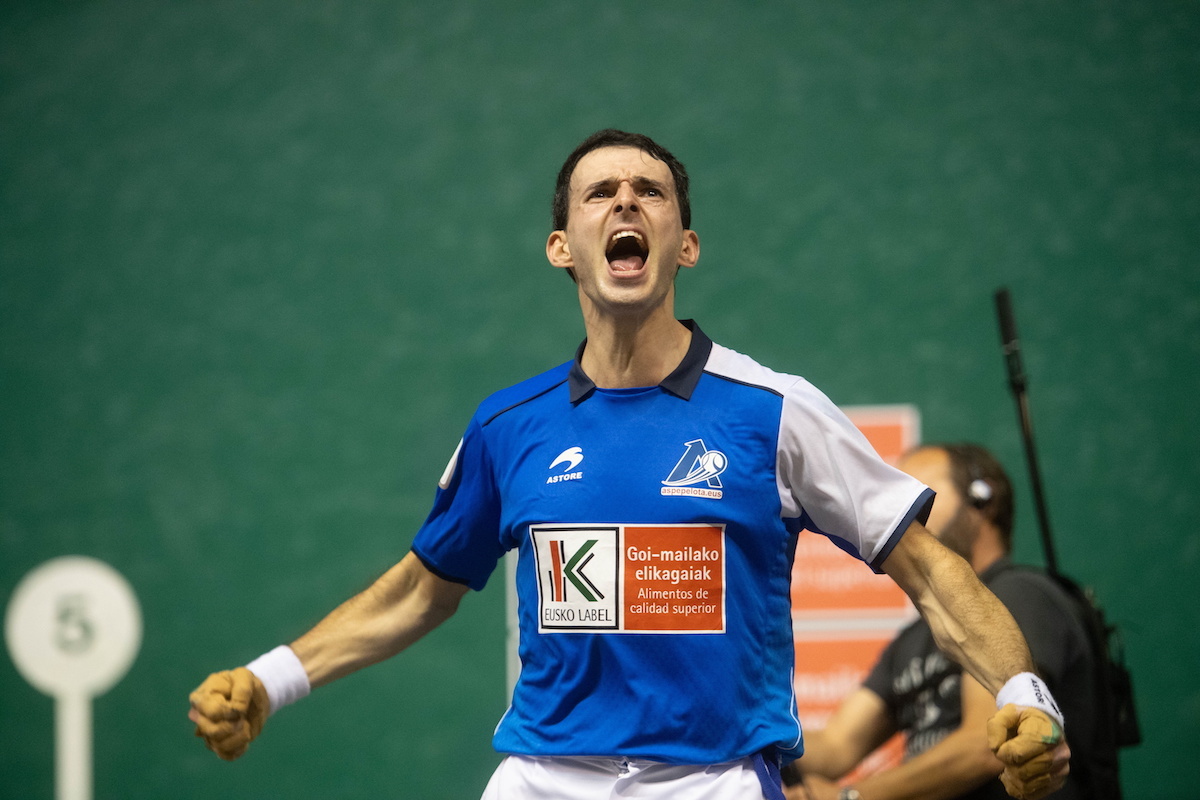 Sasi guztien gainetik, bere zortzigarren kaiolako finalean da Jokin Altuna | Pelota | Naiz