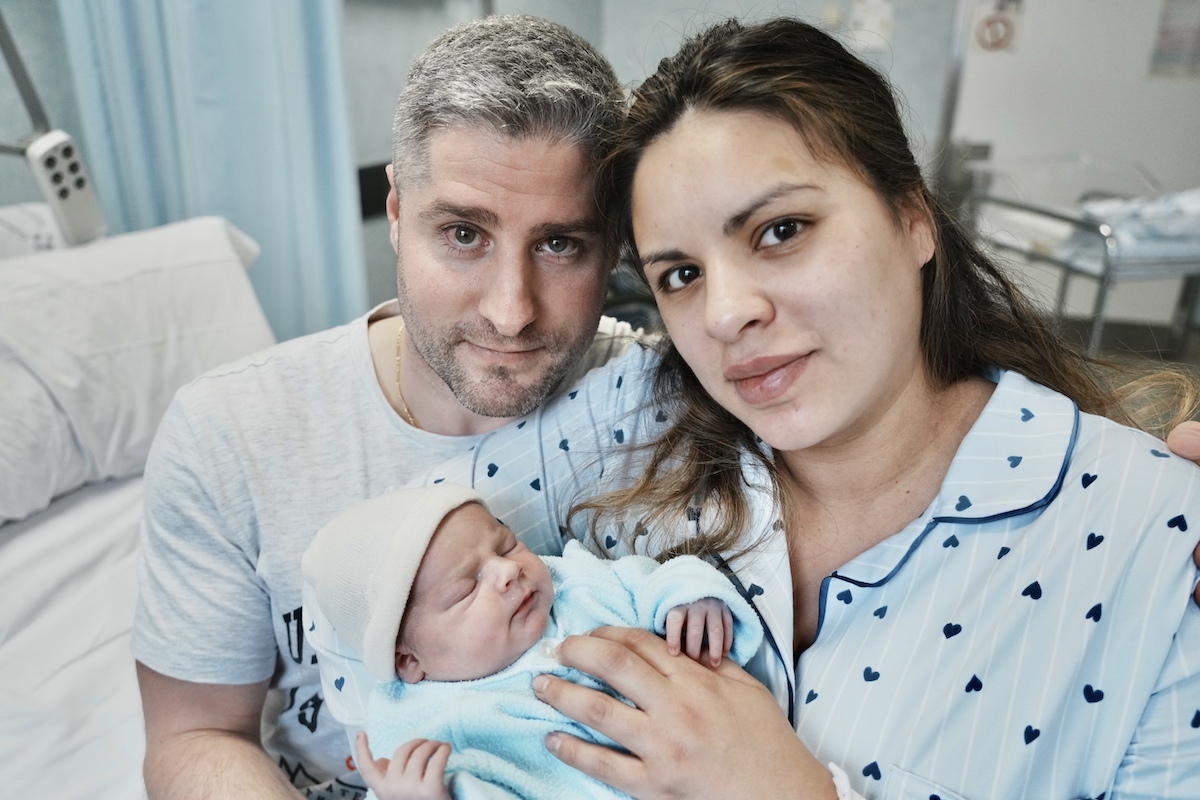 Mendaron jaio da Martina, 2024ko lehen haurra | Euskal Herria | Naiz