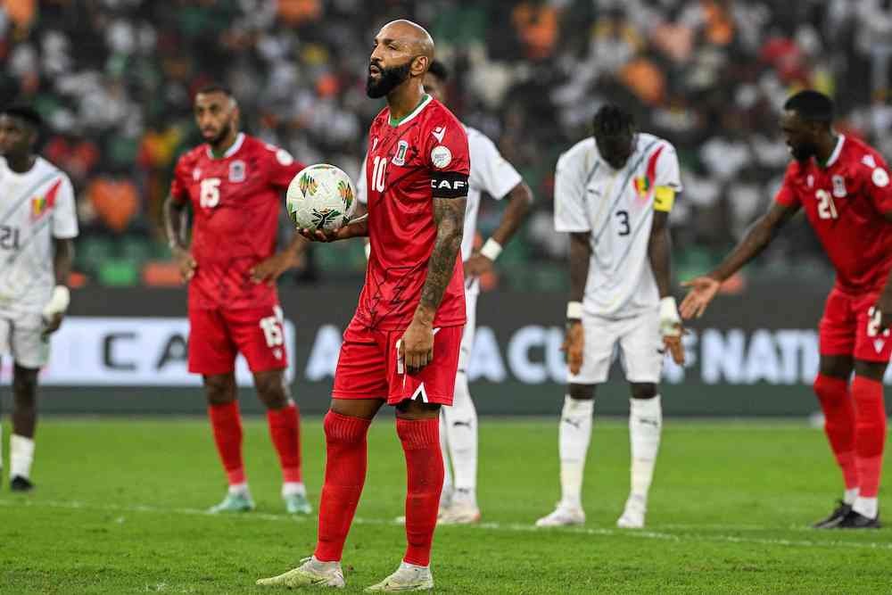 Nsue, Bota de Oro en la Copa África jugando en Primera Federación a sus ...