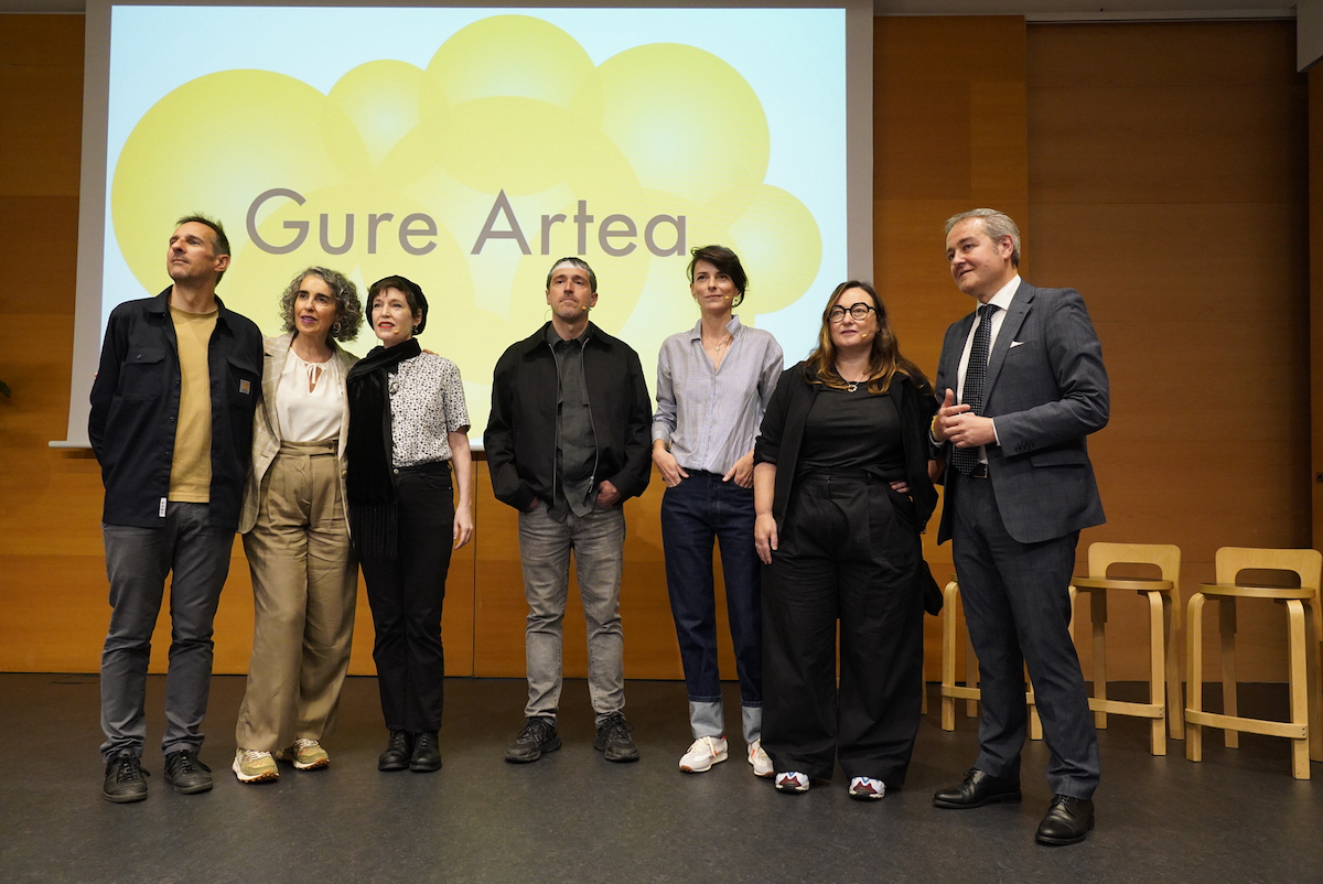 Gure Artea 2024 sariak, Idoia Monton, Josu Bilbao Ugalde eta Tractora ...