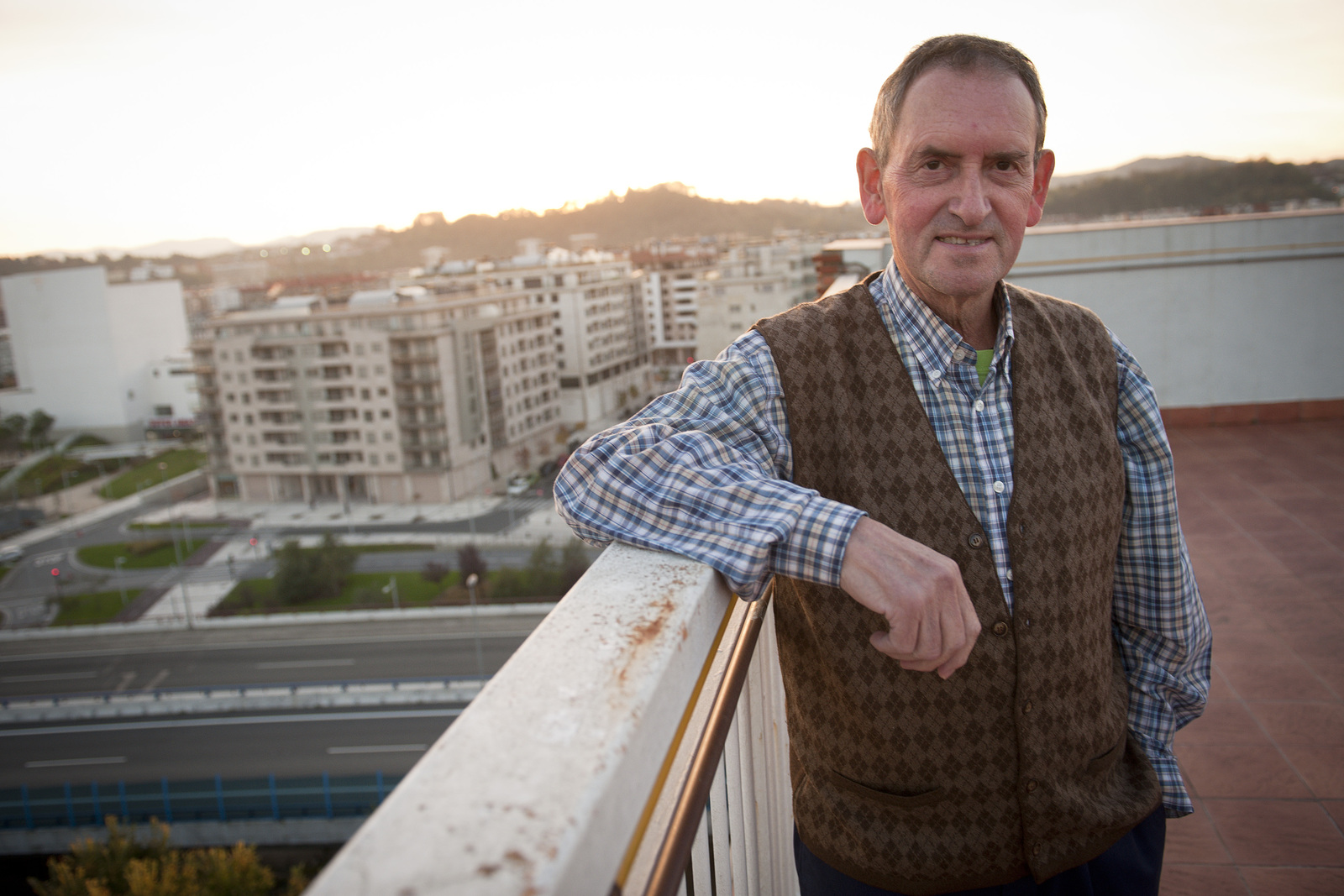 Ondarroa retira dos premios al religioso Patxi Ezkiaga, acusado de ...