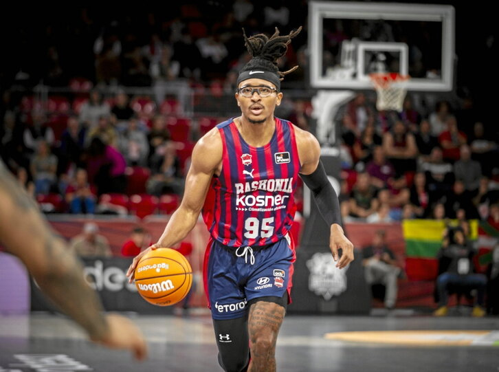 Moneke, en la «rampa de salida» antes de jugar contra el Bayern en ...