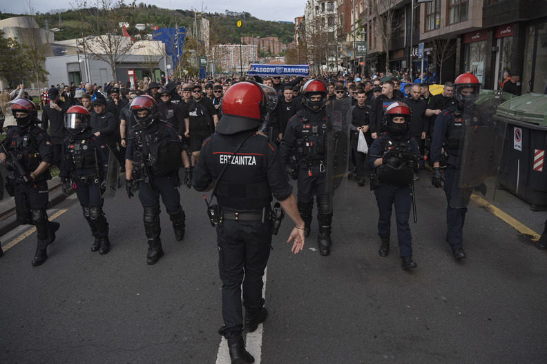 El lehendakari Pradales anuncia la puesta en marcha de un «gran foro ...