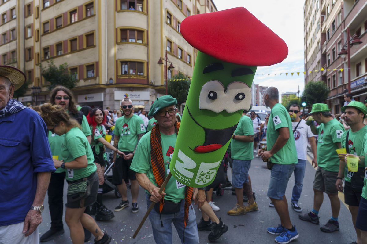 Karmenak giroa berotzen hasi dira Bizkaiko hainbat herritan ...