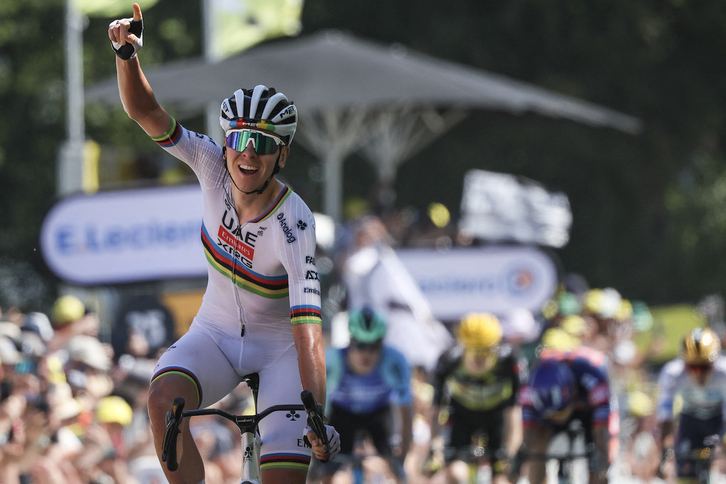 Pogacar se lleva un nuevo duelo ante Vingegaard y celebra el liderato y su triunfo 101 ...