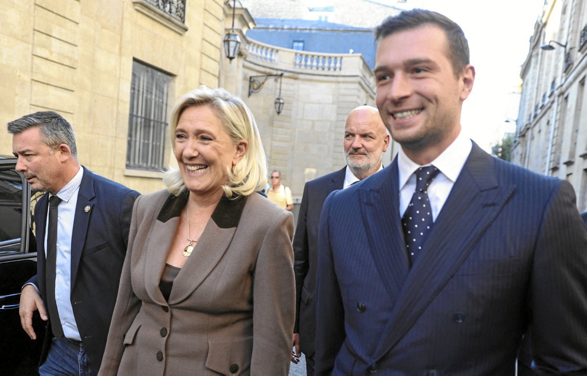 El primer ministro francés sondea a izquierda con el ojo fijo en la ...