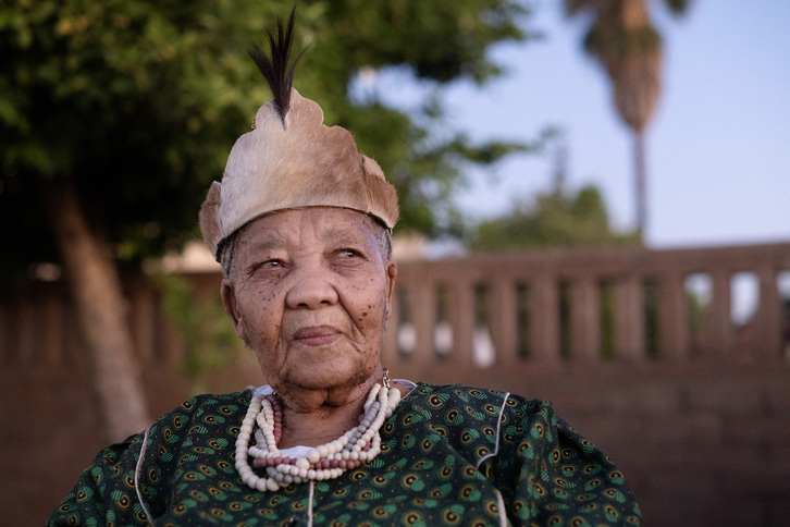 Katrina Esau, última hablante nativa de n|uu, pelea por mantener viva ...