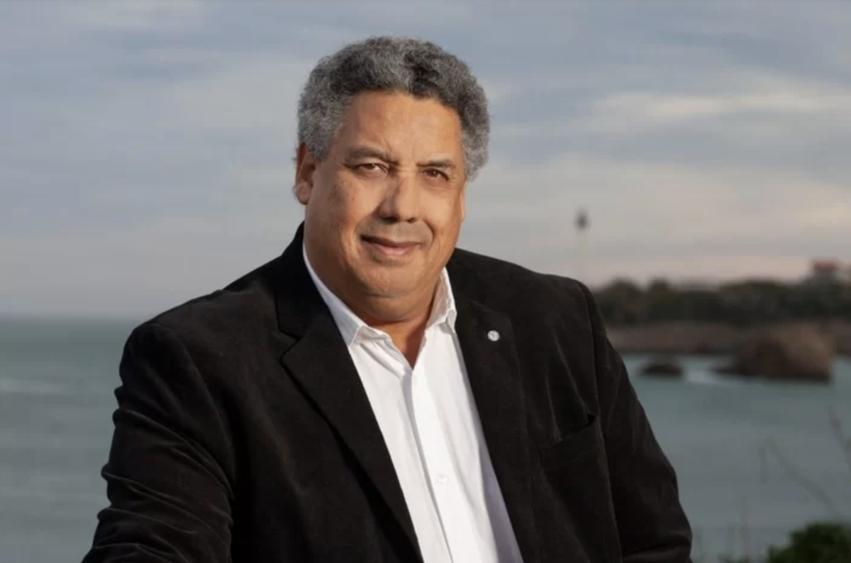 El icono del rugby Serge Blanco anuncia su candidatura a la Alcaldía de ...