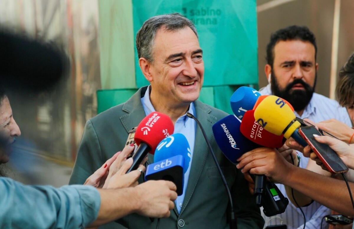 Esteban da por agotada la legislatura e insiste en que «el interés ...